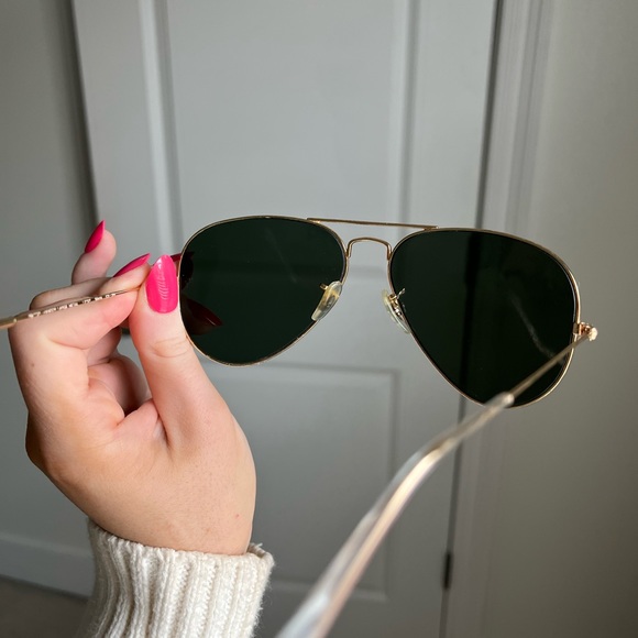 Ray-Ban | Accessories | Rayban Large Aviators Gold | Poshmark